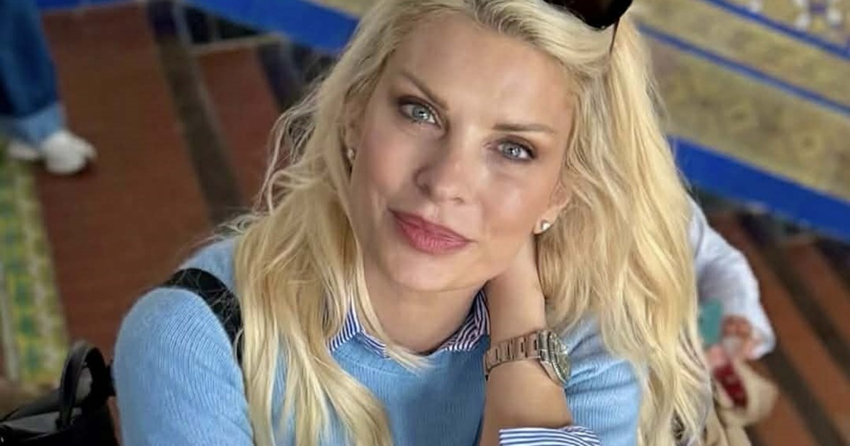 H Ελένη Μενεγάκη στη Σεβίλλη με τον Μάκη Παντζόπουλο | Η ...