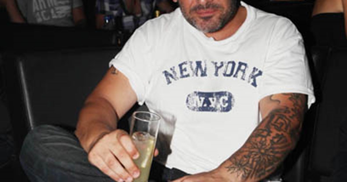 Ο Τόνι Μαυρίδης και η νέα του σύντροφος | Celebrities Ειδήσεις