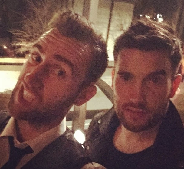 Ο λογαριασμός του Neville Longbottom στο Instagram είναι ...